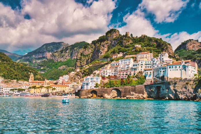 Wybrzeże Amalfi: 11 miejsc, co zobaczyć i odwiedzić
