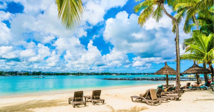 Kam na dovolenou v únoru za teplem (i k moři)